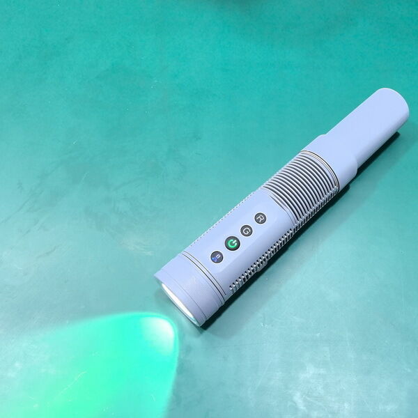 Anti-GPS Flashlight with 900MHz Drone Jamming & 1000LM Light